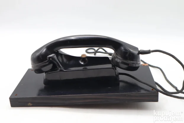 Stari bakelitni fiksni telefon interfon mrezni - KupujemProdajem