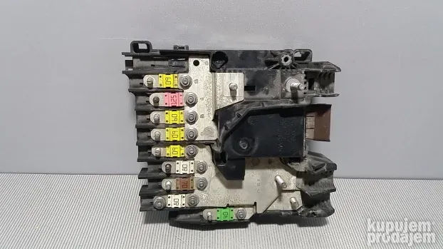 Elektronika Kutija Osiguraca Peugeot 308 > 17-21 9675350280 ...