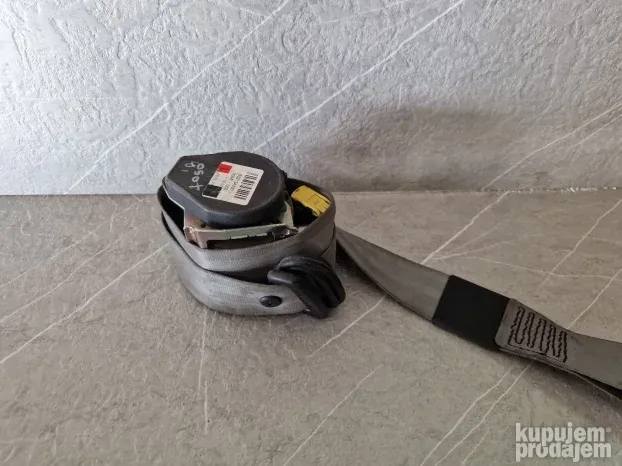 Audi A3 8P 3Vrata Prednji levi pojas 8P3857705B - KupujemProdajem