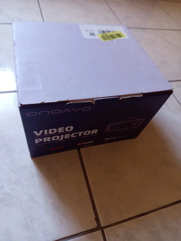 Nov, upola cene,neotvoren pametni projektor ONOAYO ONO3 PR ...