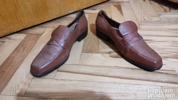Muske kozne cipele br.42/43 - KupujemProdajem