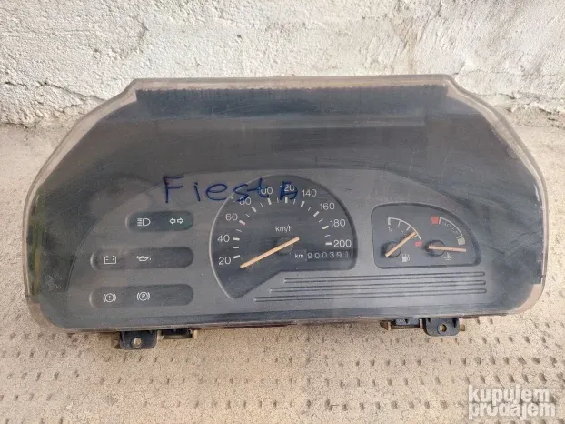 Instrument tabla Ford Fiesta Mk3 kilometar km sat brzinomer - KupujemProdajem