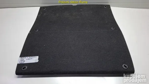 Pod u gepeku tepih patos BMW 1 (F20, F21) #11242aom1 - KupujemProdajem