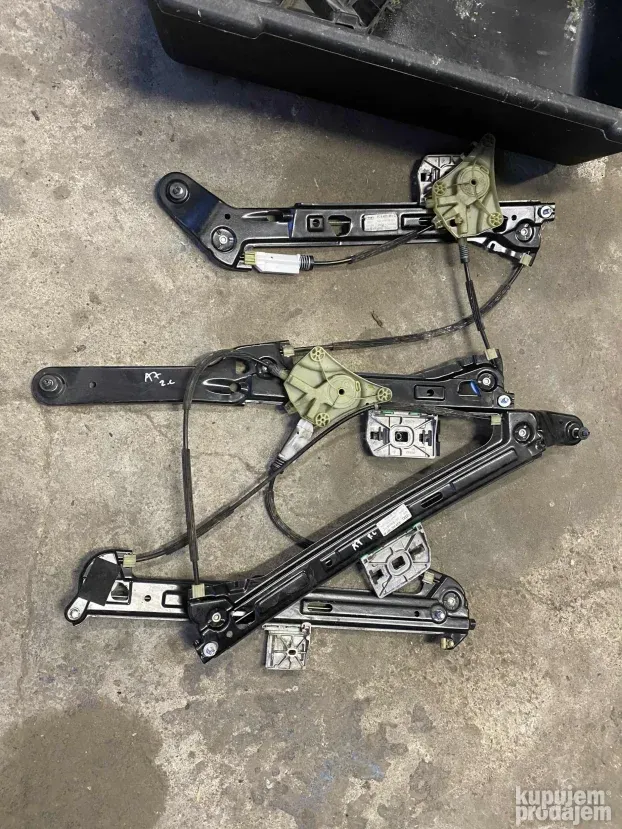 Podizac prozora Audi a7 - KupujemProdajem