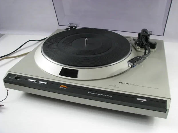 Denon DP-30L Direct Drive sa novom iglom Audio Technica AT11 ...