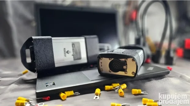 Renault Clip MODEL FULL ČIP set sa LAPTOPOM V212 NOVO - KupujemProdajem