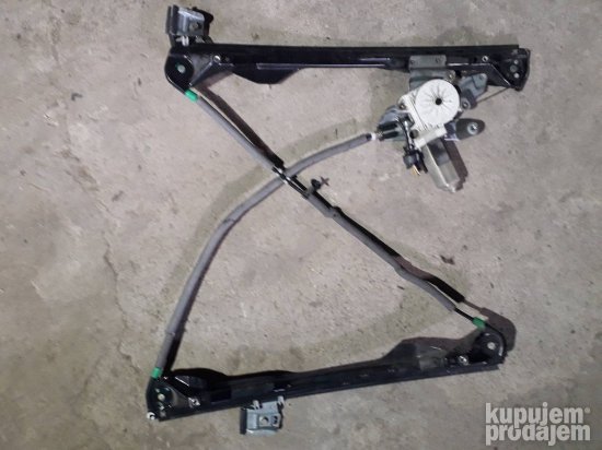 Podizac stakla levi Ford Focus 3v - KupujemProdajem