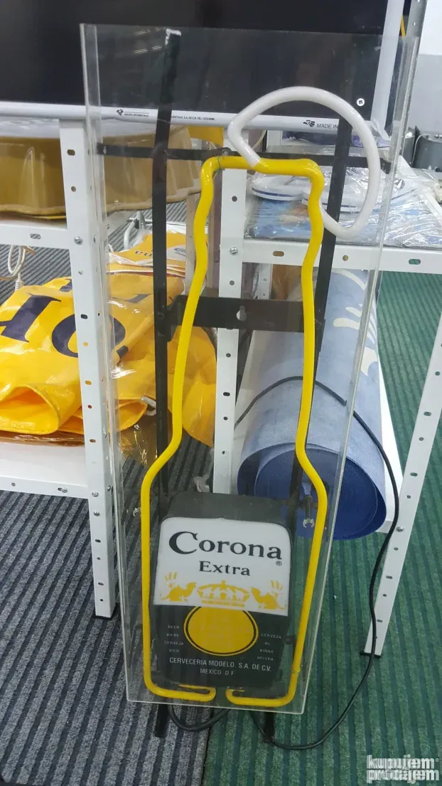 Dekoracija, Enterijer, Reklame za kafic - KupujemProdajem