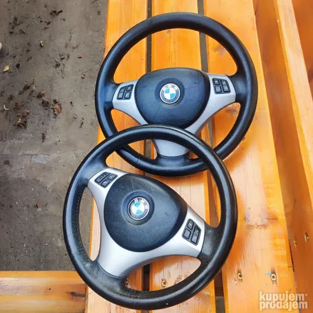 Volan bmw e90/91 e87/81 serija 1 i 3 - KupujemProdajem