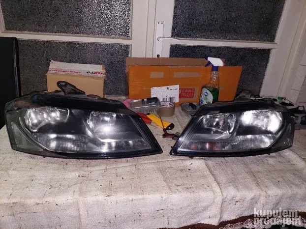 Audi A3 Halogeni Far 8P0941004 - KupujemProdajem