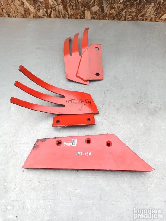 Plug imt 754 delovi / raonici za imt 754 - KupujemProdajem