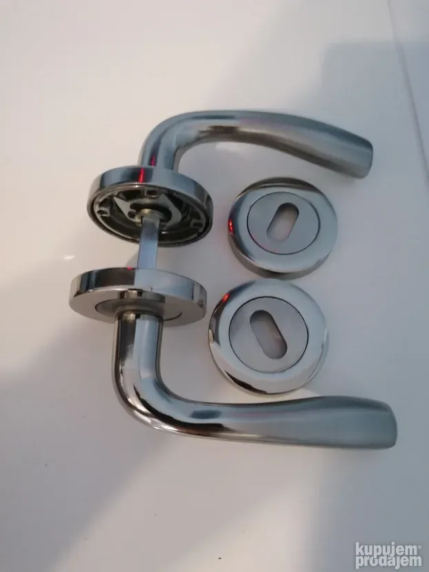 Kvake sa rozetnom i oprugom Solun model 1 Novo - KupujemProdajem