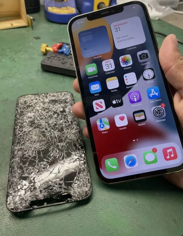 Zamena Ekrana, Leđa, Baterija za iPhone Svi modeli na stanju ...