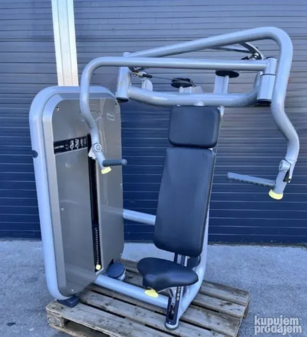 Technogym Element Chest Press - KupujemProdajem