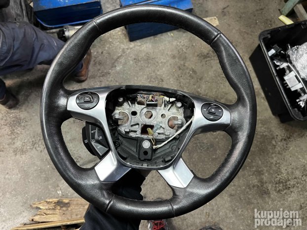 Ford Transit Custom 13- volan - KupujemProdajem