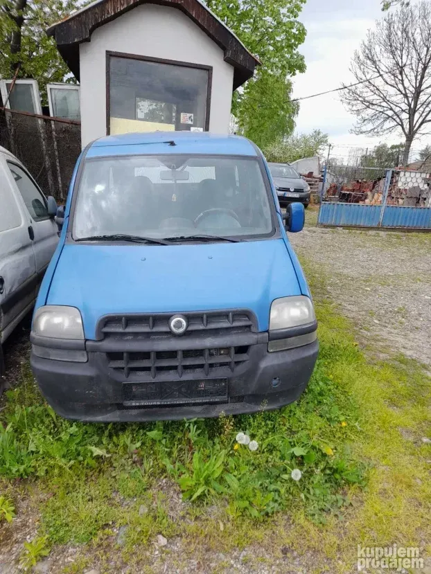 Fiat Doblo plavi 2002. - KupujemProdajem