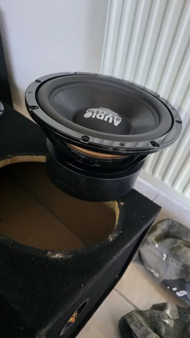 Audio system Krypton 1000w rms x2 auto woofer sa kutijom - KupujemProdajem