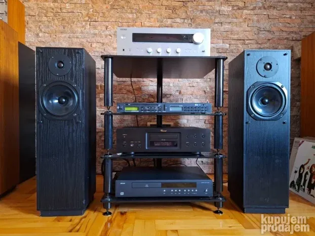 Nad 8100 - KupujemProdajem