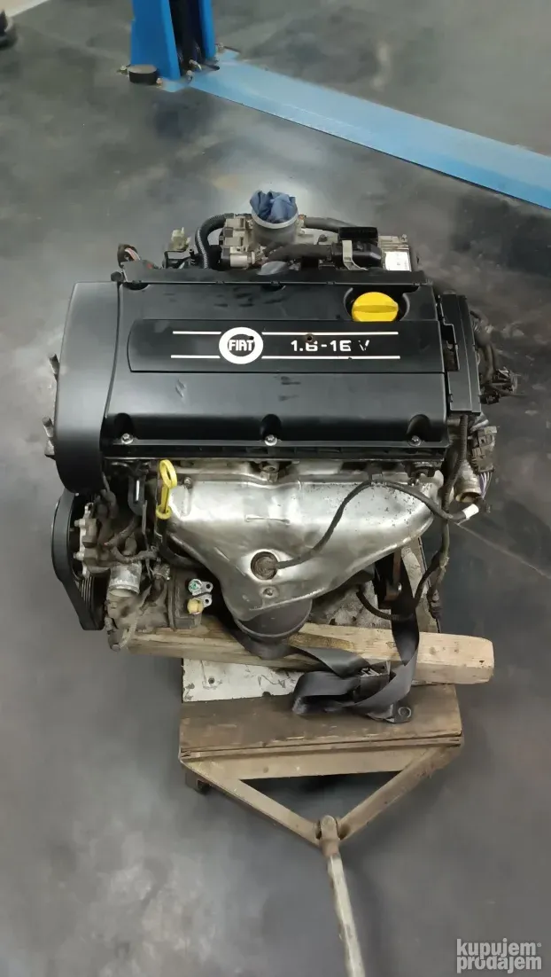 Fiatov motor 1.6 bez iz Opela za gen od 2005 god pa navise ...