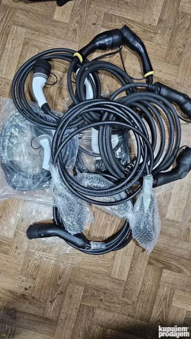 Kabal za elektricno vozilo 32A 250v-480v 22kw NOVO - KupujemProdajem