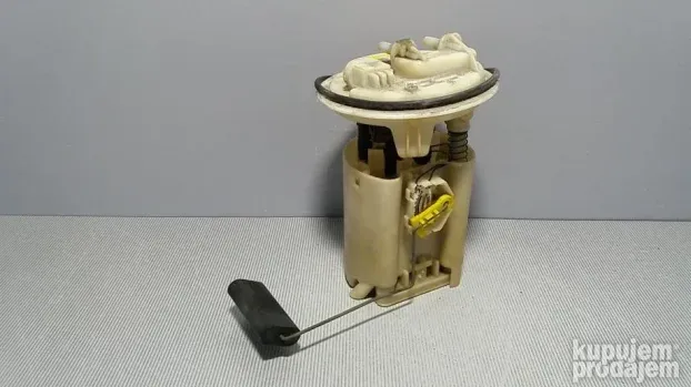 PUMPA Goriva Renault Senic 1.9 dci Pumpa goriva ! - KupujemProdajem