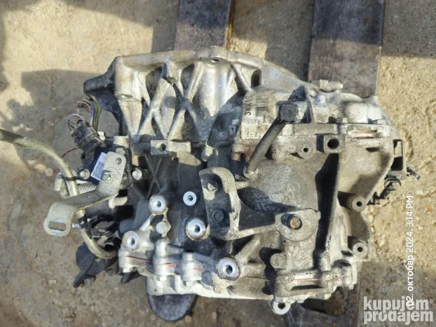 Automatski menjac 1.6dci Nissan X-Trail T32 - KupujemProdajem