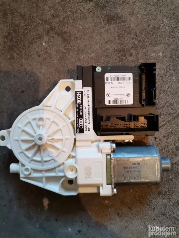 Motor podizaca stakla desni Audi A3 8p 3v - KupujemProdajem