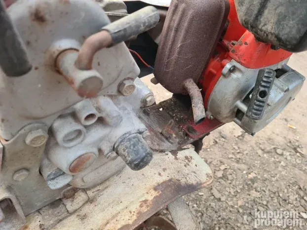 Freza tomos za freziranje bašte - KupujemProdajem