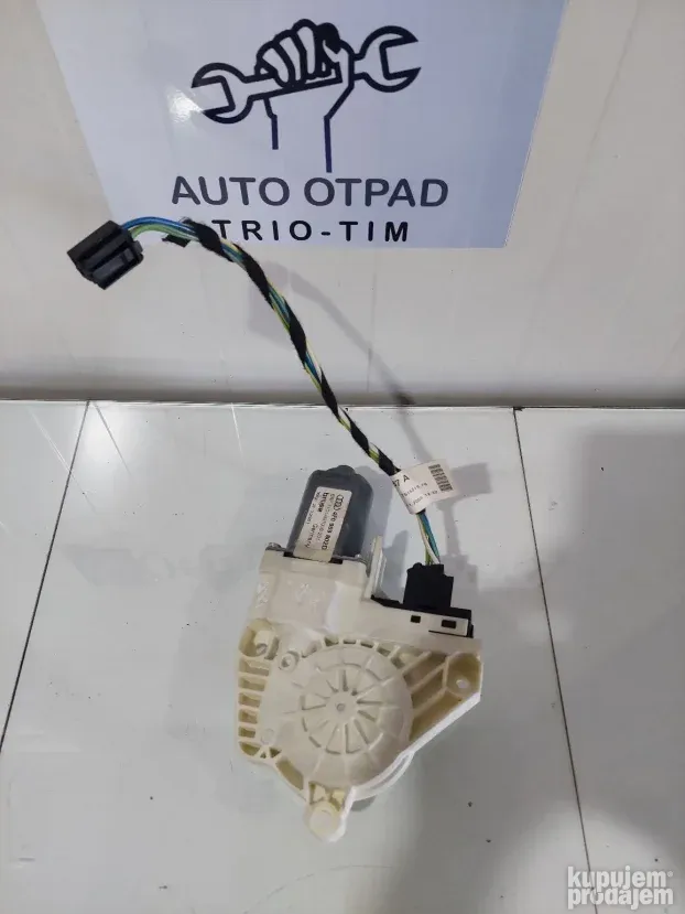 Motorici motor podizaca audi a6 4f c6 - KupujemProdajem