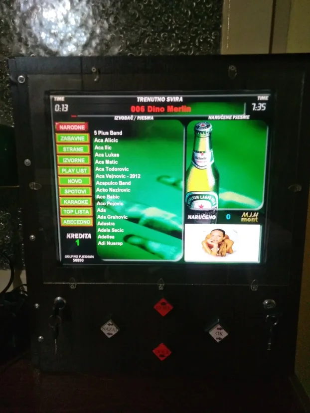 juke box - džuboks - nov - manjih dimenzija - KupujemProdajem
