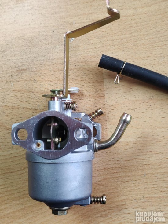 Karburator ET 650, ET 950 agregat - KupujemProdajem