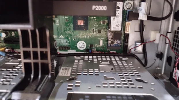 Dell Precision T3630 i3 8100 8gb DDR4 + GTX1050 Ti 4GB - KupujemProdajem