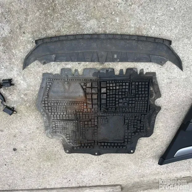 Zastita ispod motora Sus pleh Pasat B7 - KupujemProdajem