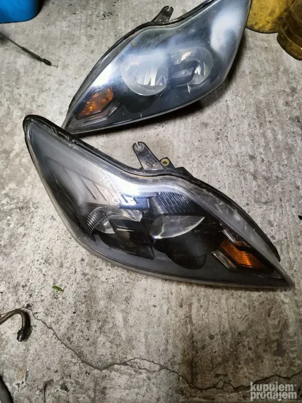 Fokus mk 2.5 farovi - KupujemProdajem