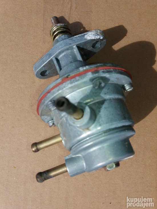 Pumpa goriva Renault Alpine 12 15 16 17 1866 - KupujemProdajem