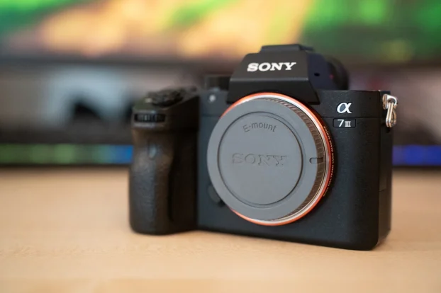 Sony Alpha 7 III (A7 III) - KupujemProdajem