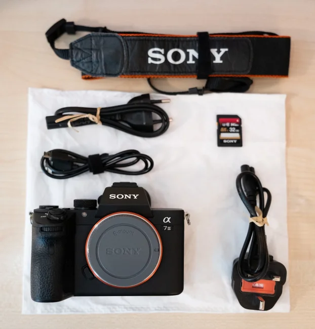 Sony Alpha 7 III (A7 III) - KupujemProdajem
