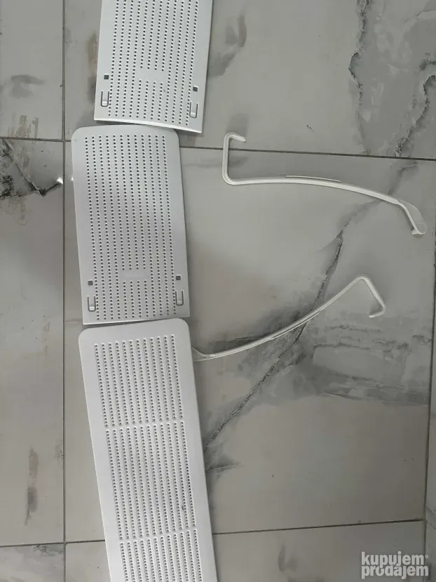 Usmerivac vazduha za klimu sa rupicama - KupujemProdajem