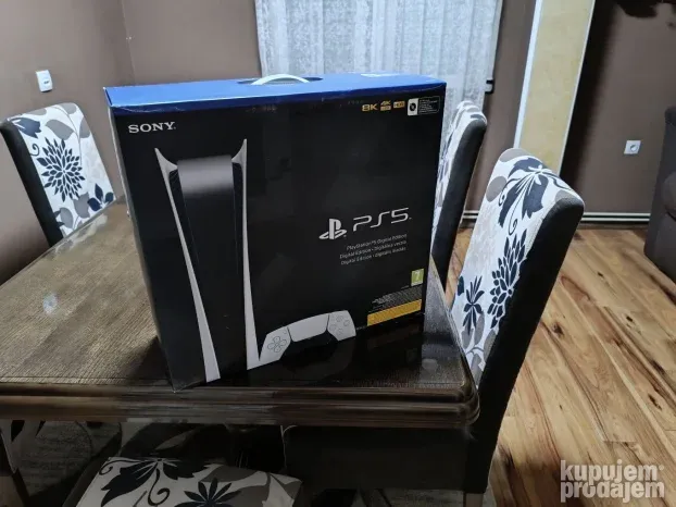 Sony PS 5 + PS Plus Deluxe - KupujemProdajem