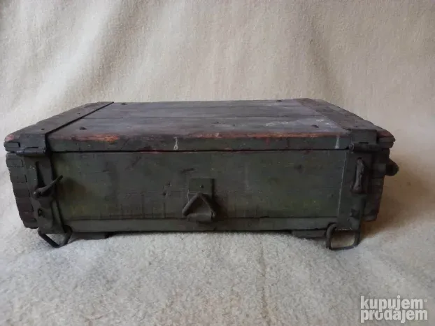 Stari vojni sanduk - KupujemProdajem