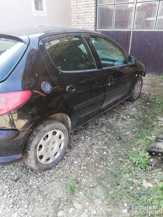 vrata pezo 206 - KupujemProdajem