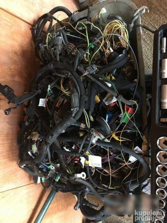 Instalacija motora za 1.6 HDi Pezo Peugeot 206,307,308,407 ...