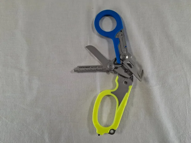 leatherman Raptor Rescue makaze i multi alat za hitni slučaj ...