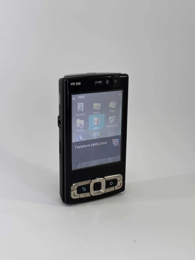 Nokia N95 8GB - perfektno stanje - KupujemProdajem