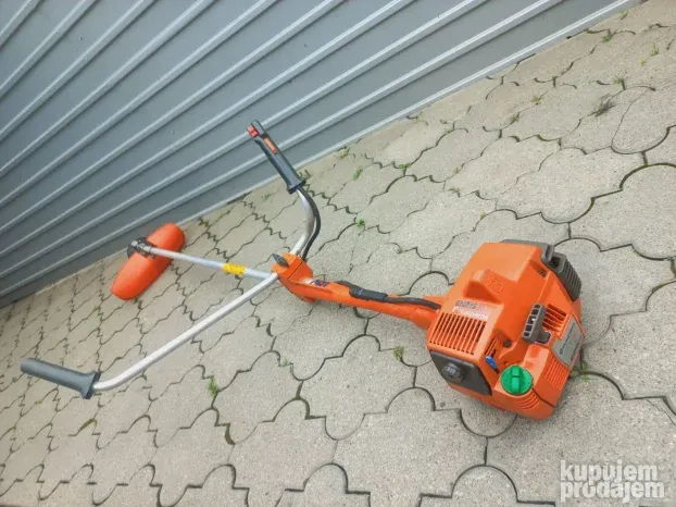 Motorni trimer Husqvarna 225 R , uvoz Svajcarska - KupujemProdajem