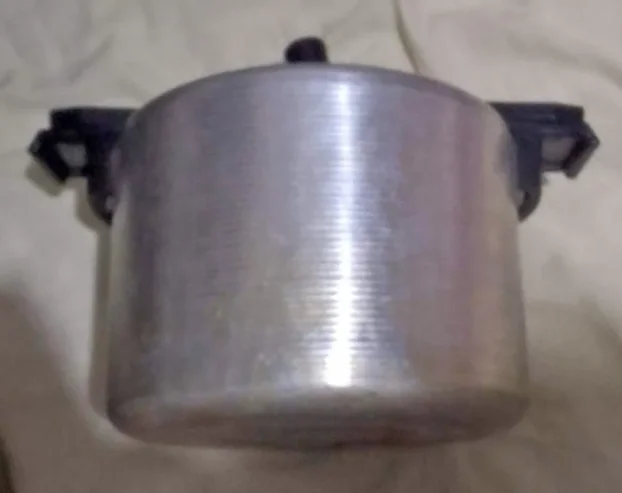 Ekspres Lonac - KupujemProdajem