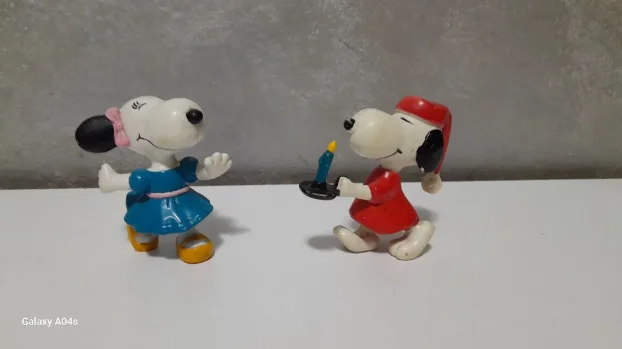 Snoopy Snupi Dve Stare Figure 1958-66 - KupujemProdajem