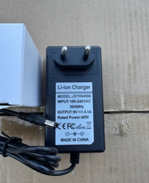 NAPAJANJE DC 9V 4.5A ispravljac adapter punjac napajanje - KupujemProdajem