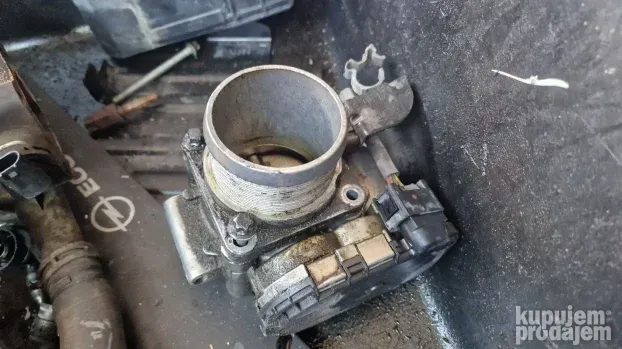 Klapna Gasa Zafira C 1.6 turbo Metan Kompjuter Motorni - KupujemProdajem