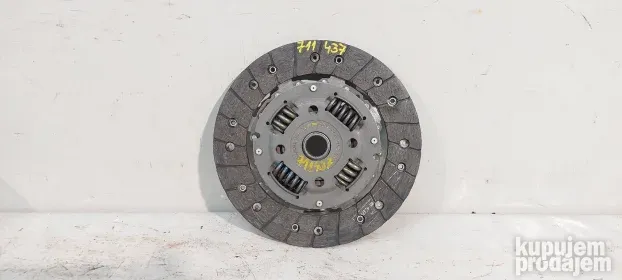 711437 Lamela Vw Golf 6 > 08-12 03C141031D - KupujemProdajem
